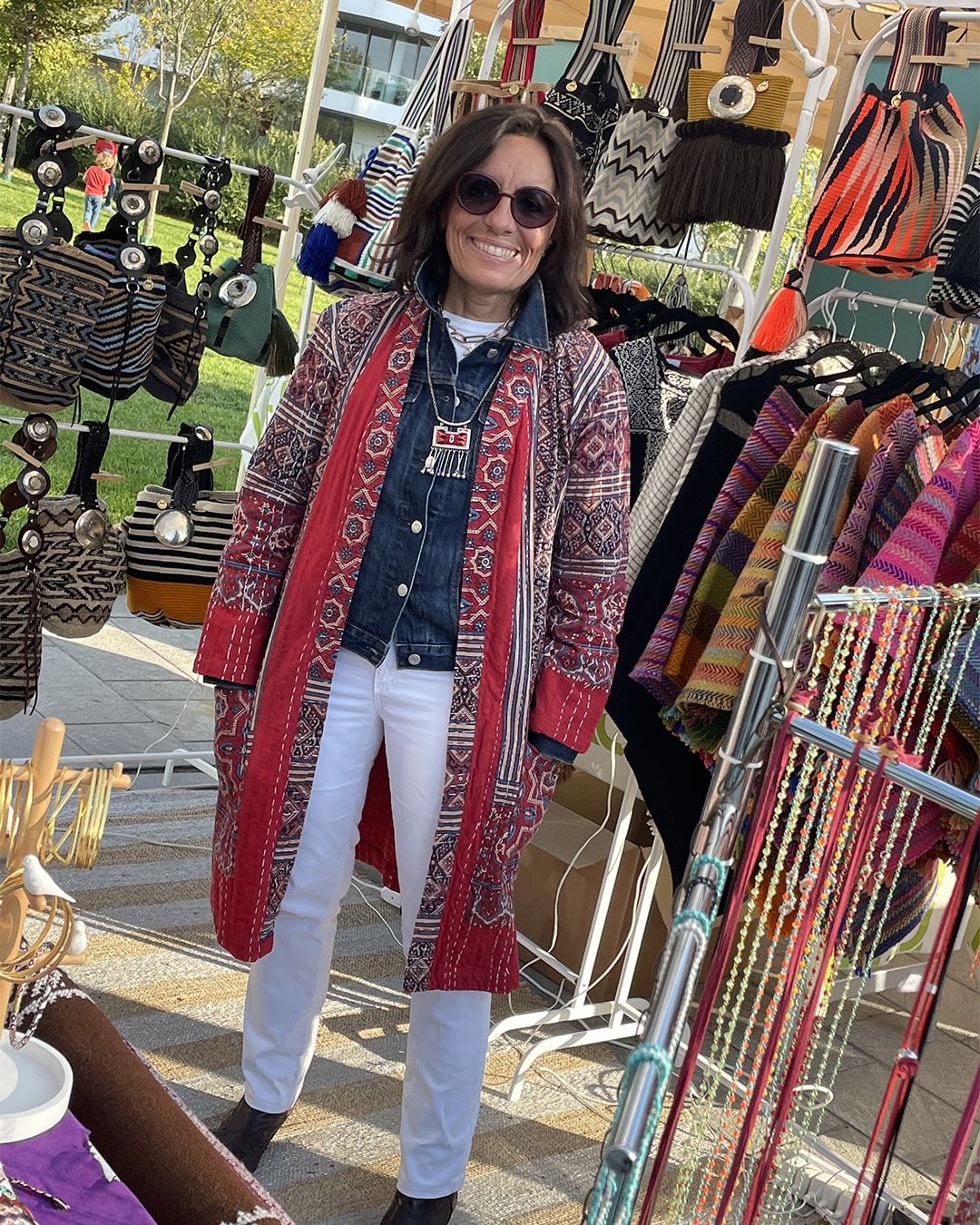 Live more with less - DRESS MORE WITH LESS